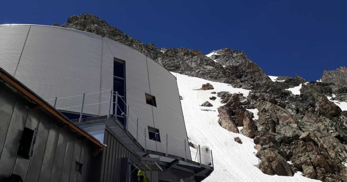 Refuge Gonella | Outtrip