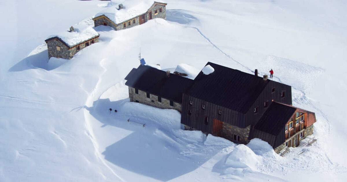 Refuge Mario Bezzi | Outtrip