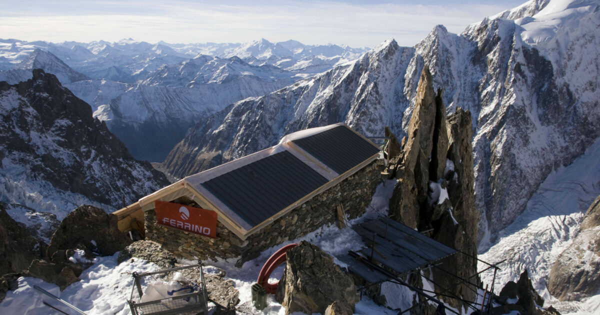 Refuge Quintino Sella Mont Blanc | Outtrip